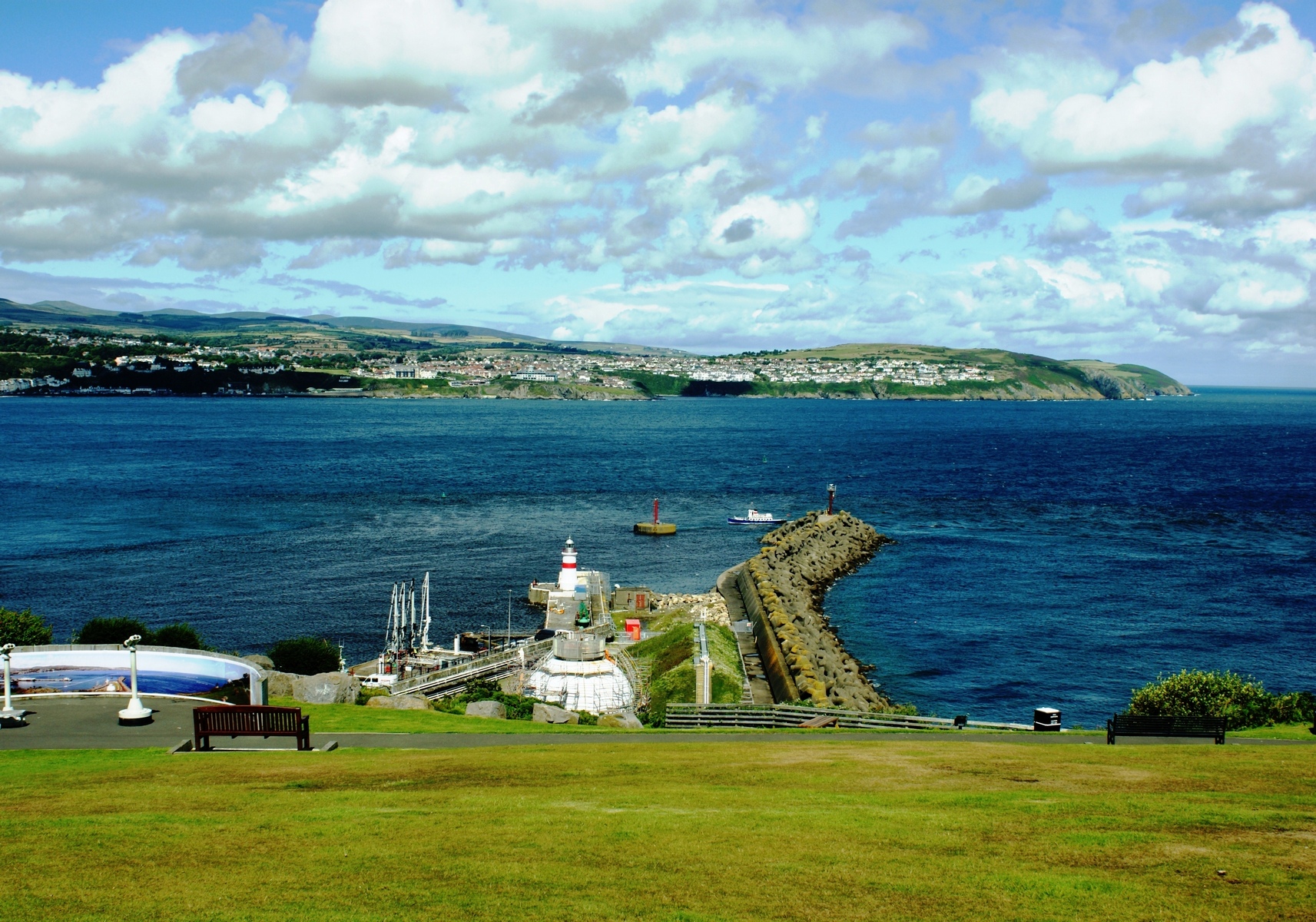 Ostrov Man je učiněným rájem milovníků rychlosti a automobilových ...