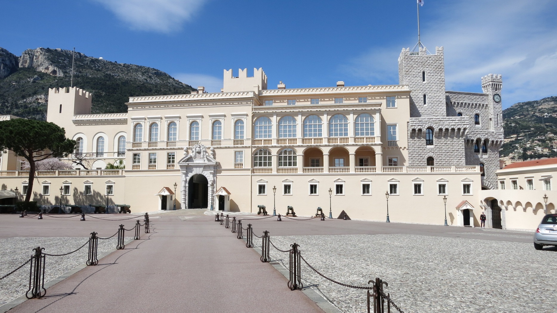 Monako: Malý stát velkých peněz | 100+1 zahraniční zajímavost