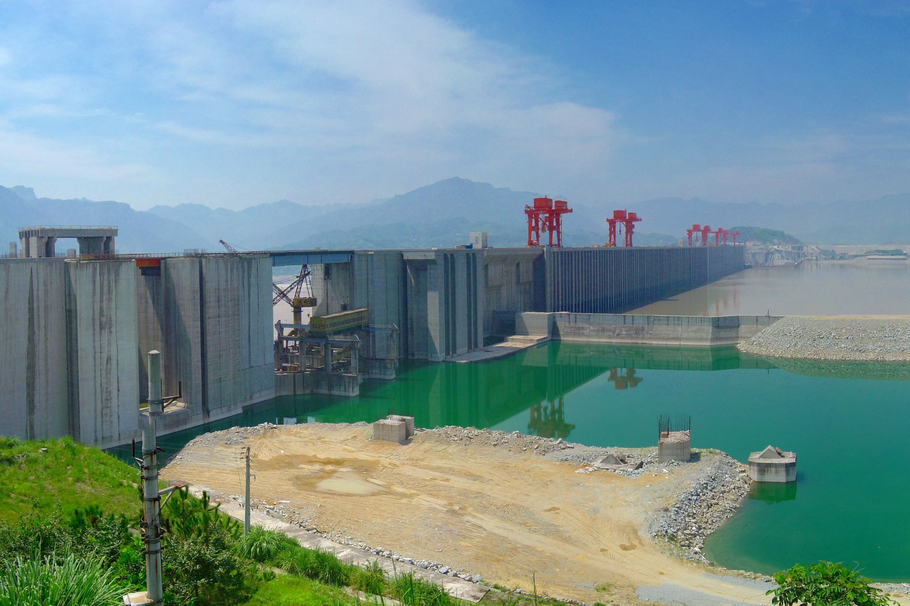 Tři soutěsky: Největší vodní elektrárna světa s mnoha problémy | 100+1 ...