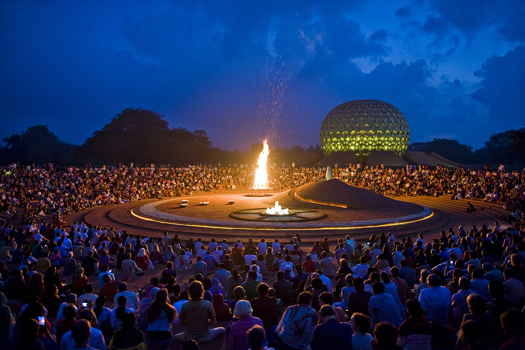Auroville: Utopické město v Indii funguje už více než 50 let | 100+1 ...