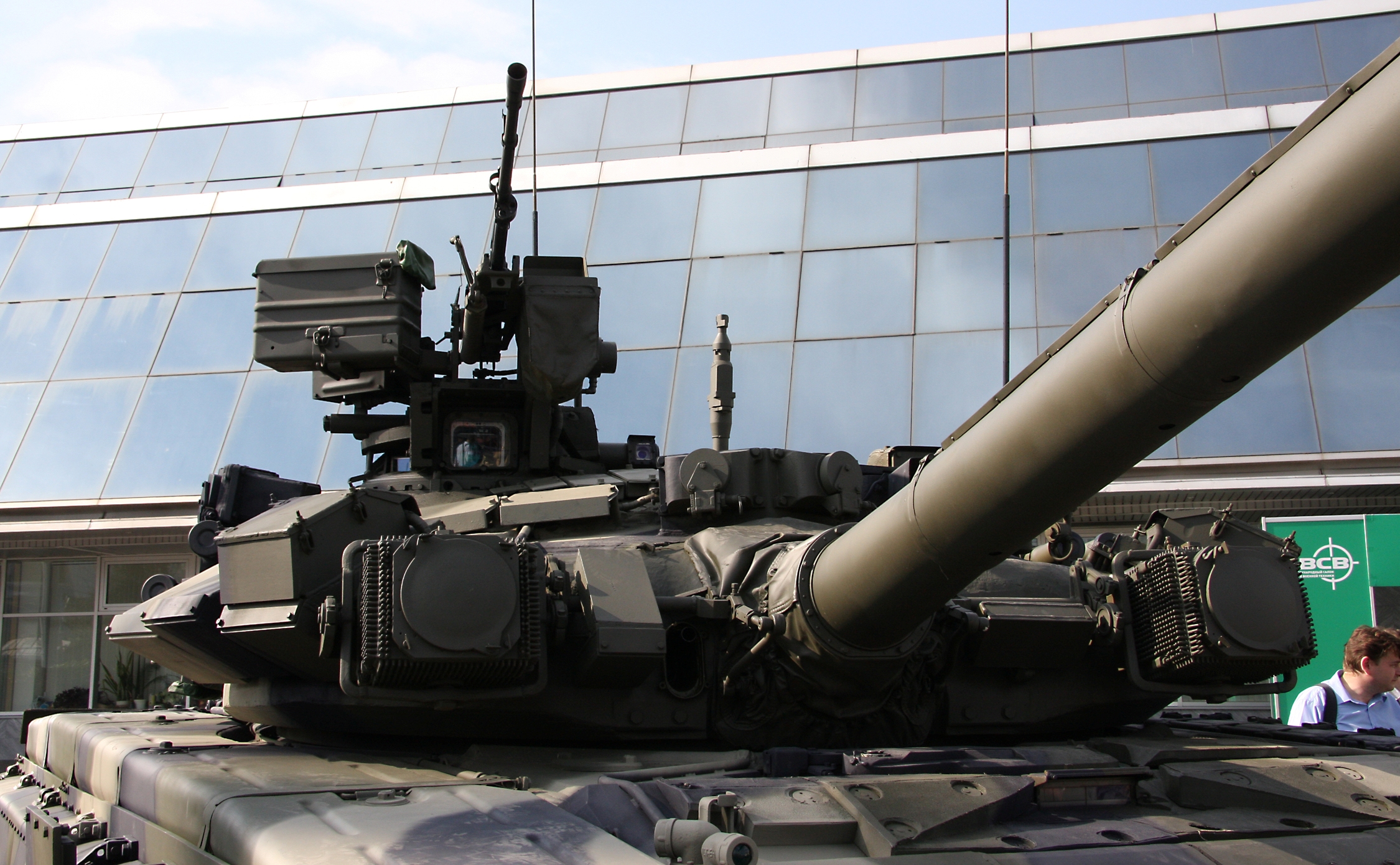 Obrněnec na přelomu ocelových generací: Ruský tank T-90 (3) | 100+1 ...