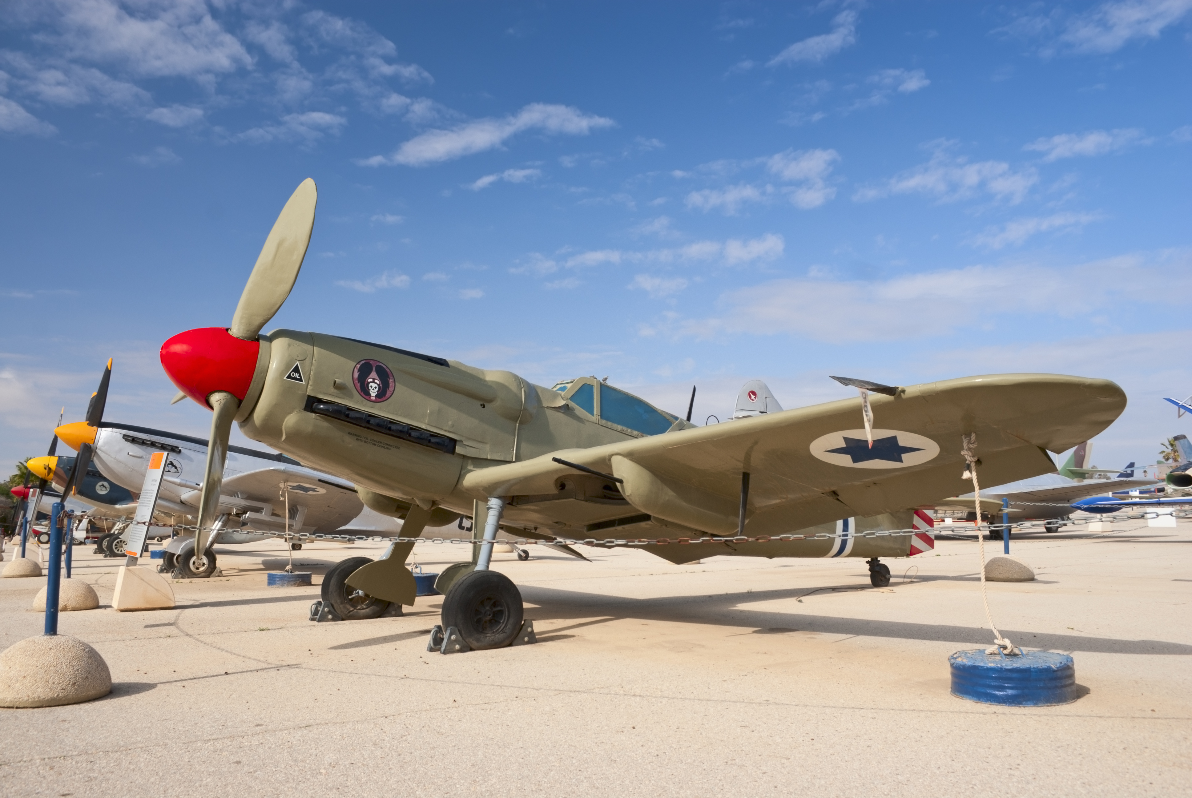 Československé zbraně vyvinuté z německých vzorů: Stíhačka Avia S-199 ...