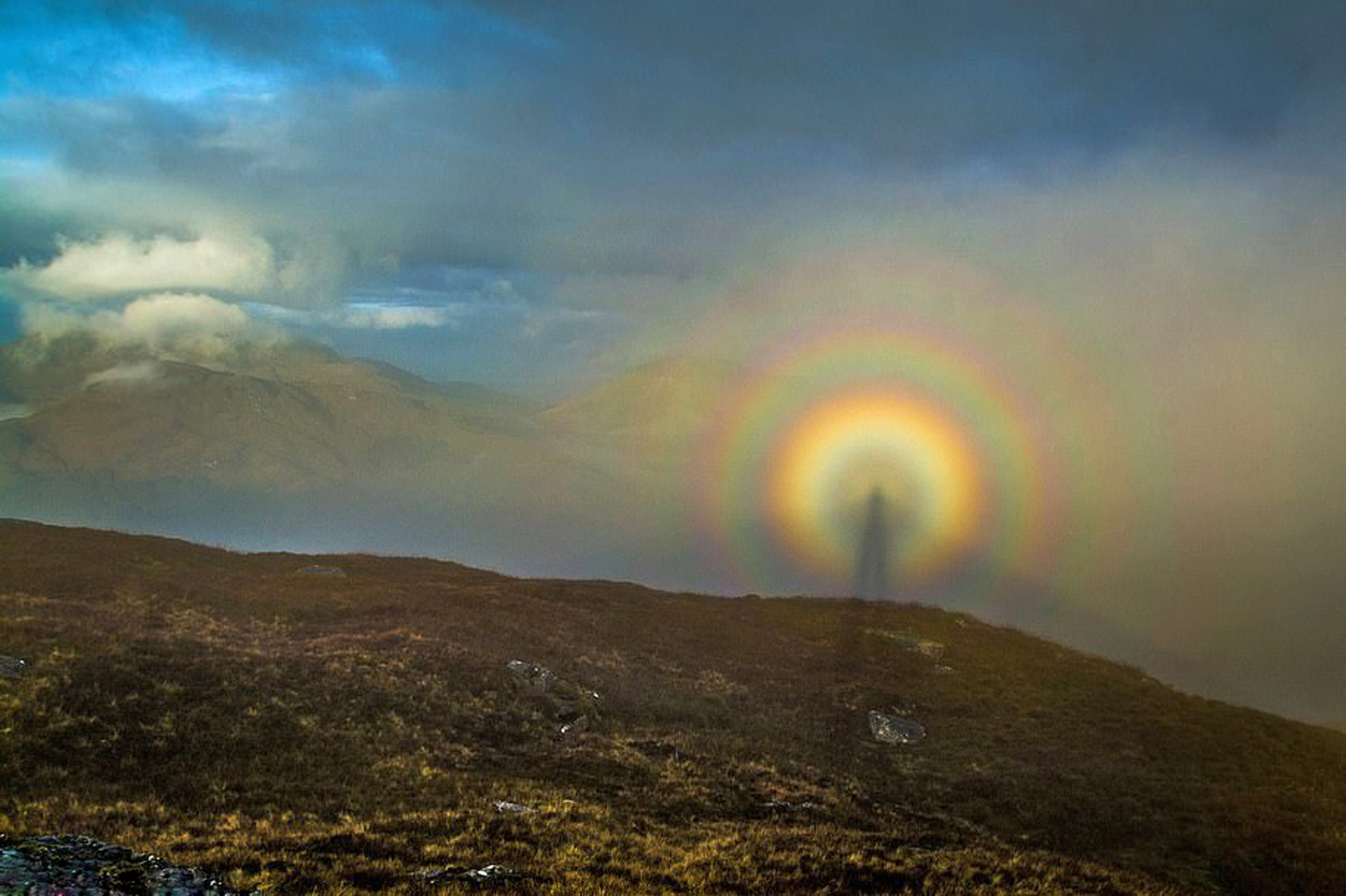 Když nás šálí zrak: Kdy můžeme zahlédnout tzv. Brockenský přízrak ...