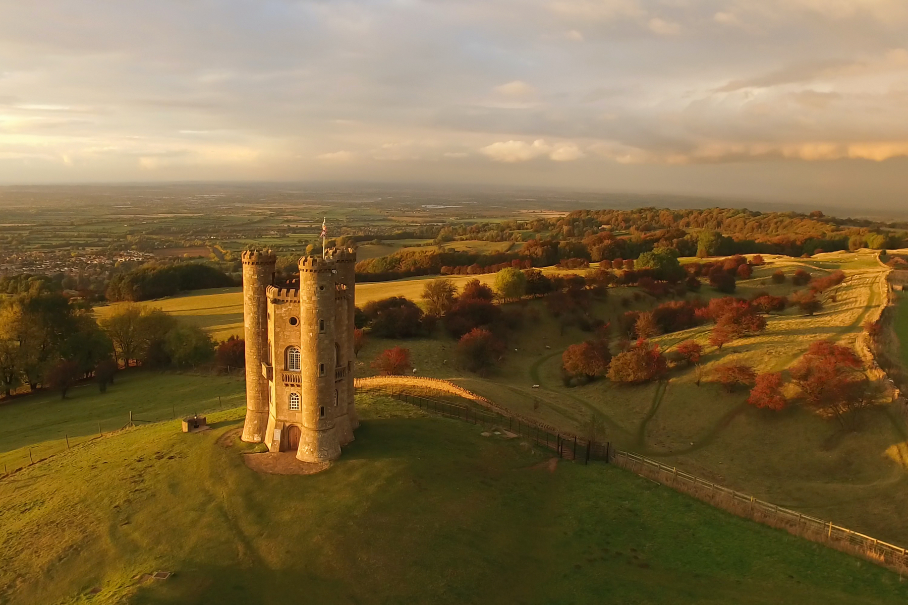 Domy jako kulisy: Velkolepé i podivné stavby, které vznikly z rozmaru ...