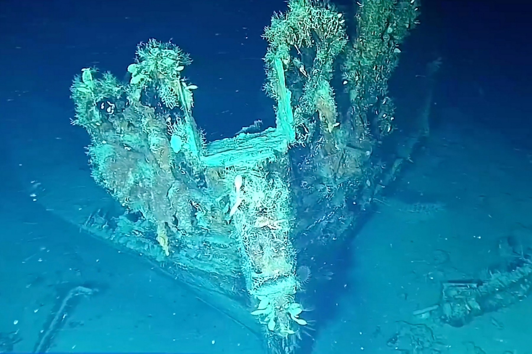 Miliardy na dně moře: Komu patří potopený poklad z vraku španělské ...