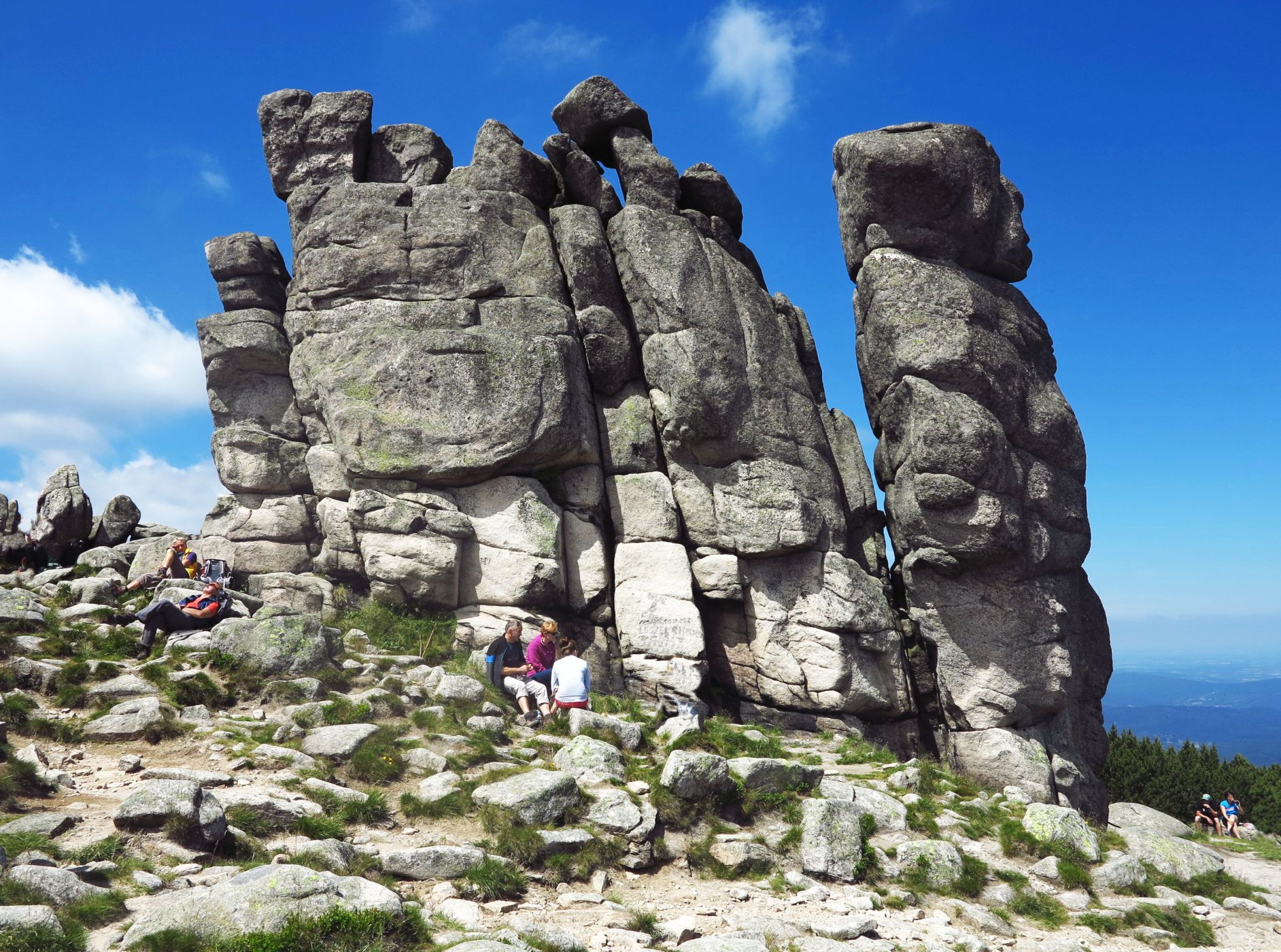 Poledník, Polední kameny nebo Polední hora: Poznejte sluneční hodiny ...