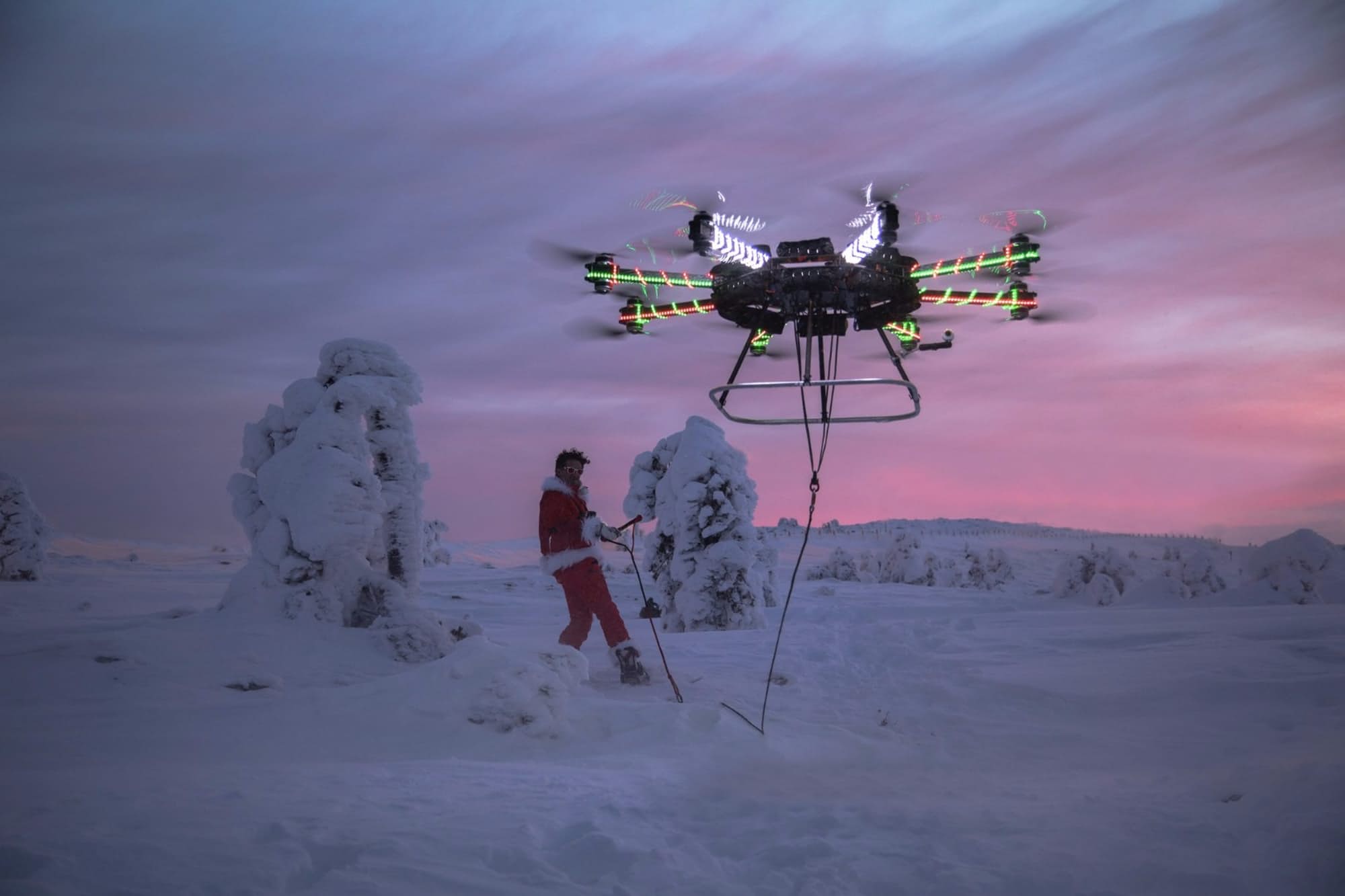 Kdyby měl Santa snowboard a výkonný dron, nepotřeboval by soby | 100+1 ...