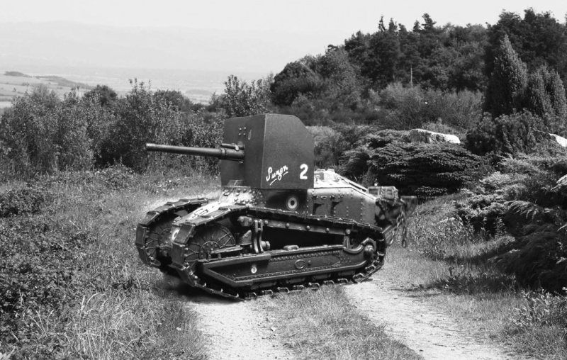 Samohybné dělo FT AC: Na podvozku legendárního tanku Renault FT-17 | 100+1 zahraniční zajímavost