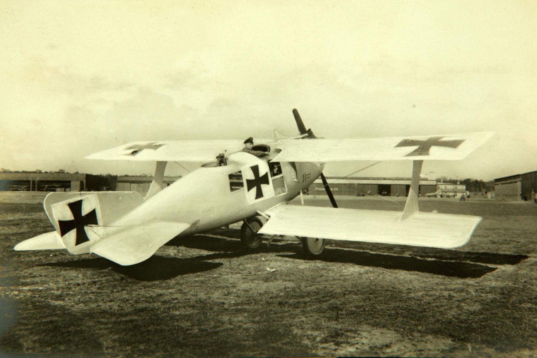 Císařova létající velryba (1): Německý průzkumný letoun LFG Roland C.II ...