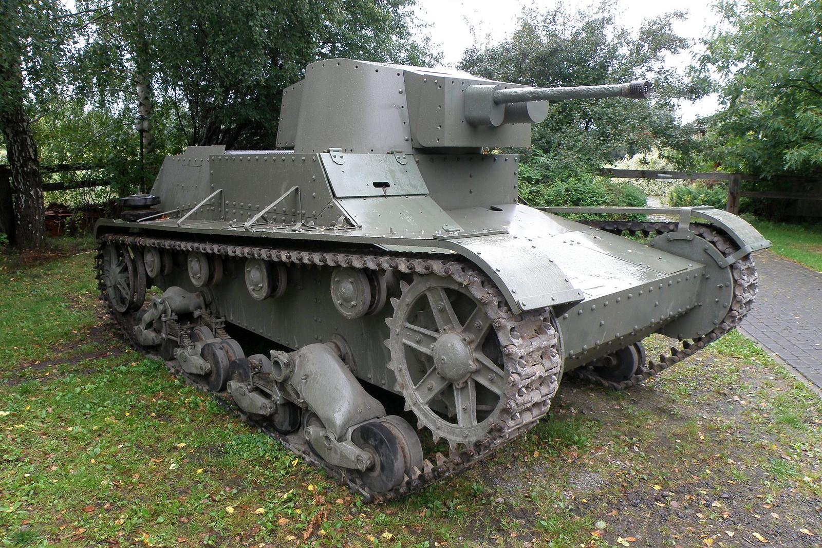 Polský tank 7TP: Obrněnec, kterého smetl německý blitzkrieg | 100+1 ...