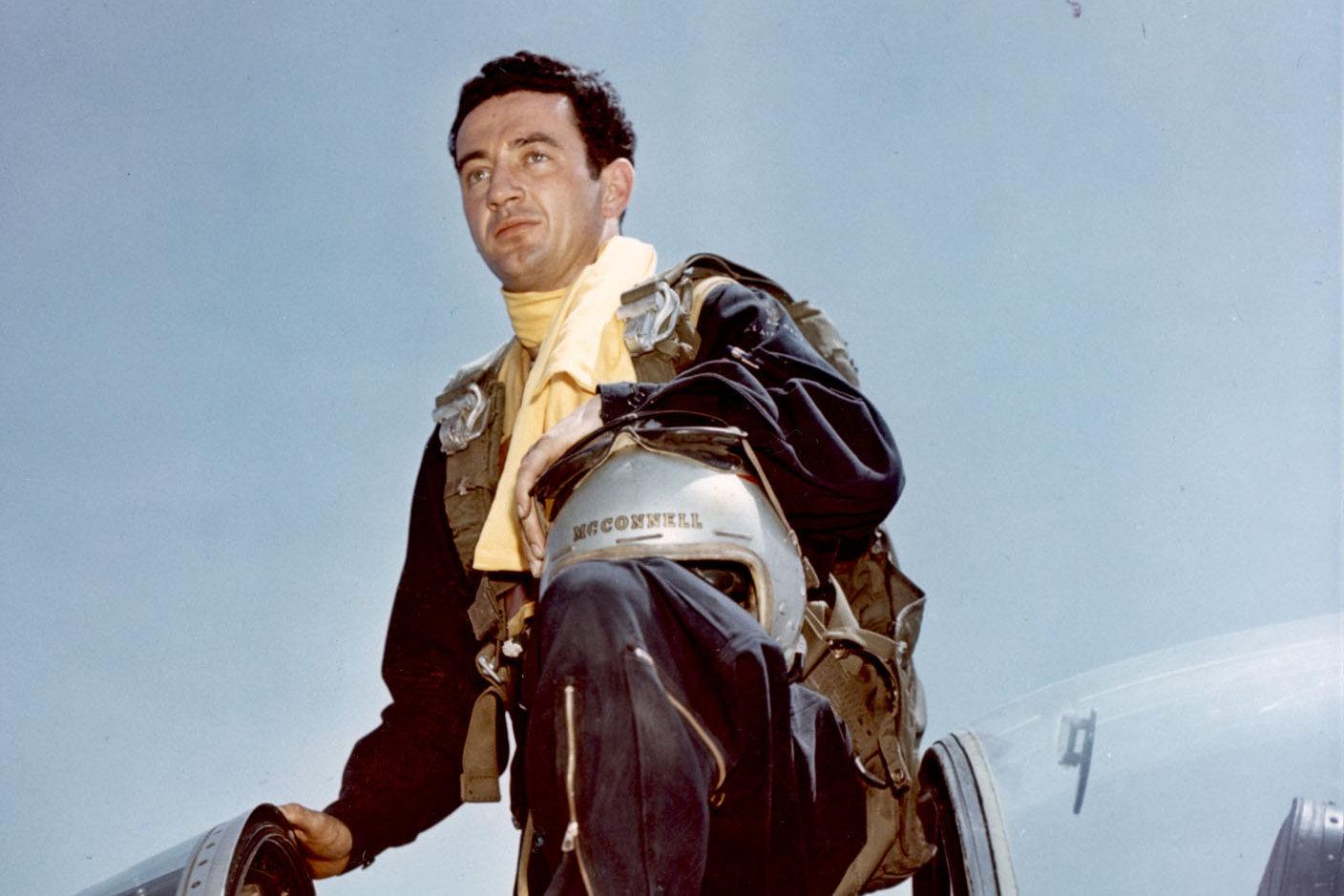 Proudová stíhací esa studené války: Joseph C. McConnell | 100+1 ...