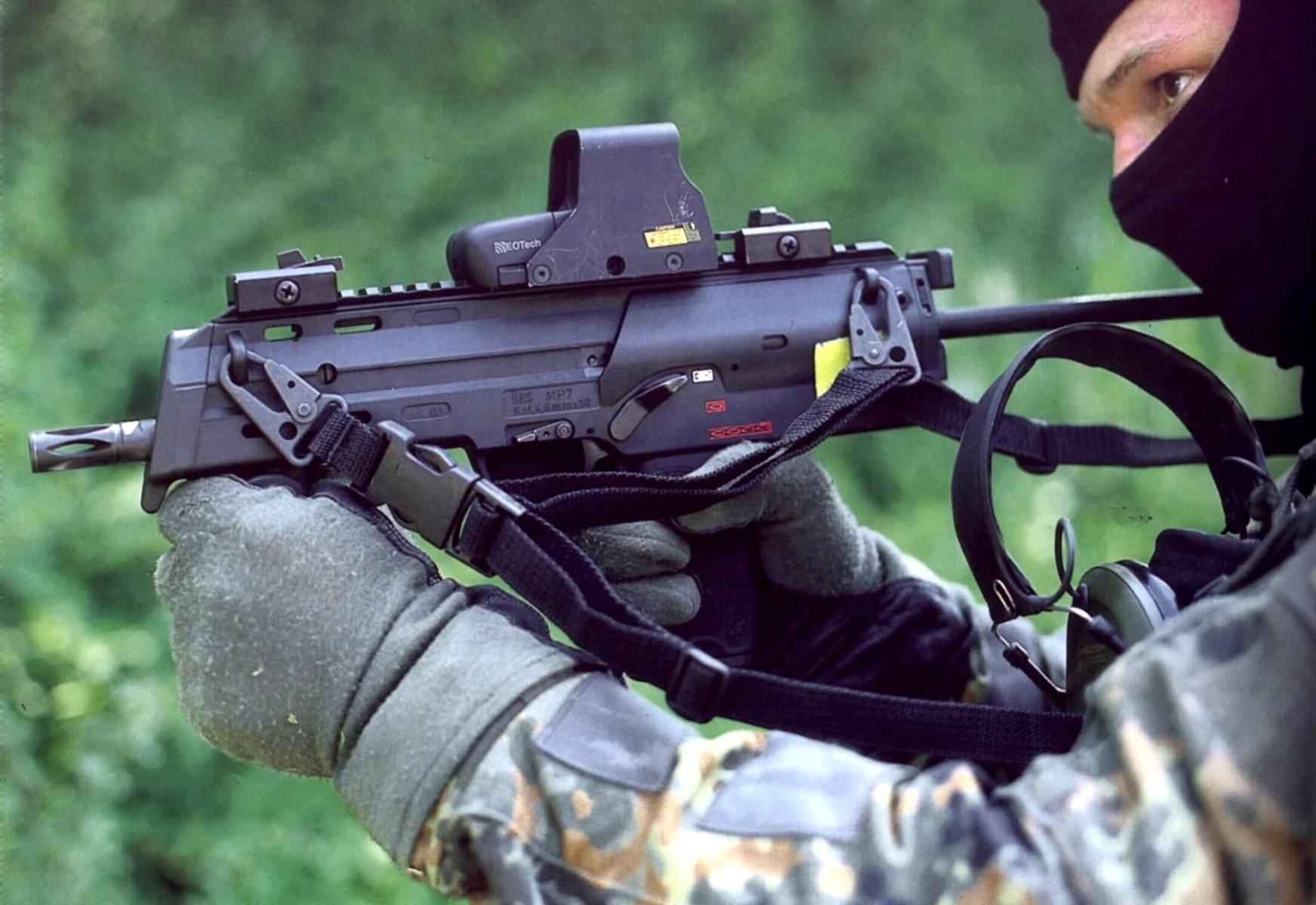 H&K MP7: Kompaktní, ale výkonná specialita | 100+1 zahraniční zajímavost