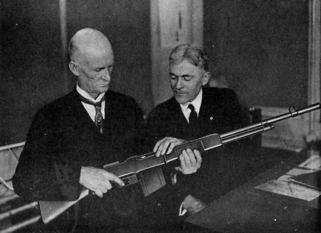 John Moses Browning: Revolucionář a konstruktér legendárního Coltu 1911 ...