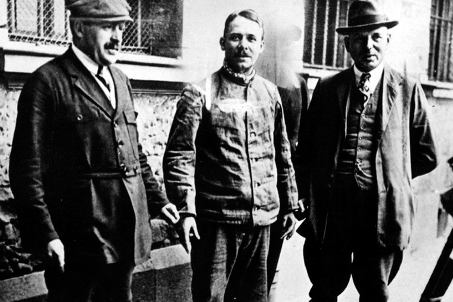 Sérioví vrazi, kterým přálo štěstí: Hannoverský upír Fritz Haarmann ...