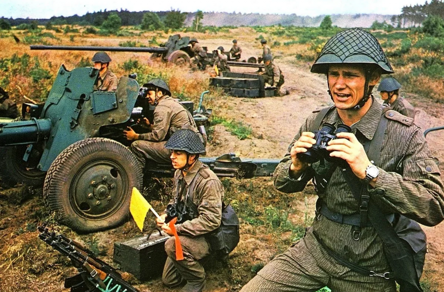 Východoněmecká Nationale Volksarmee: Chlouba Varšavské smlouvy | 100+1 ...